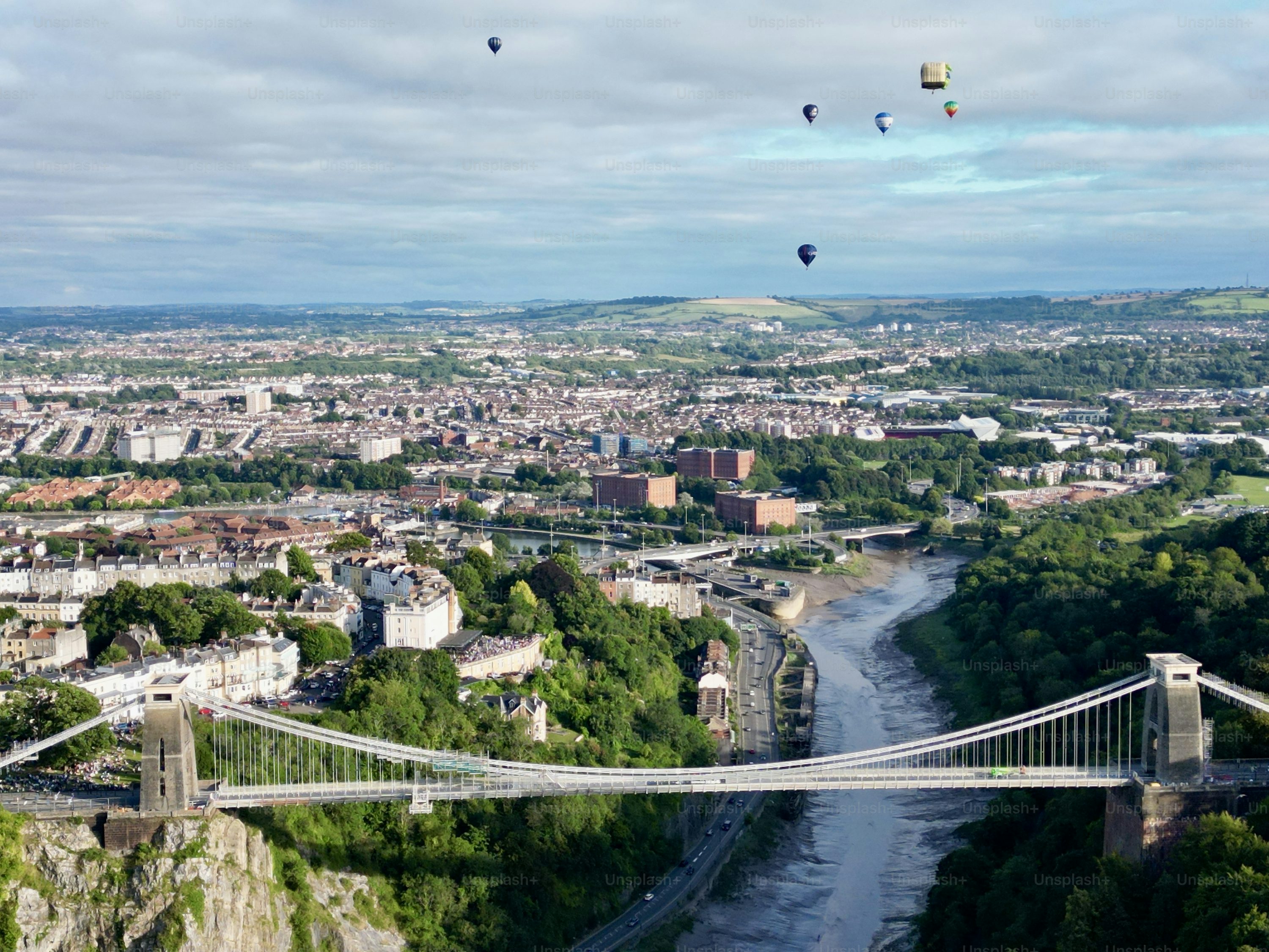Top or Best Social Media Design Agencies and Companies in Bristol, Eng ...