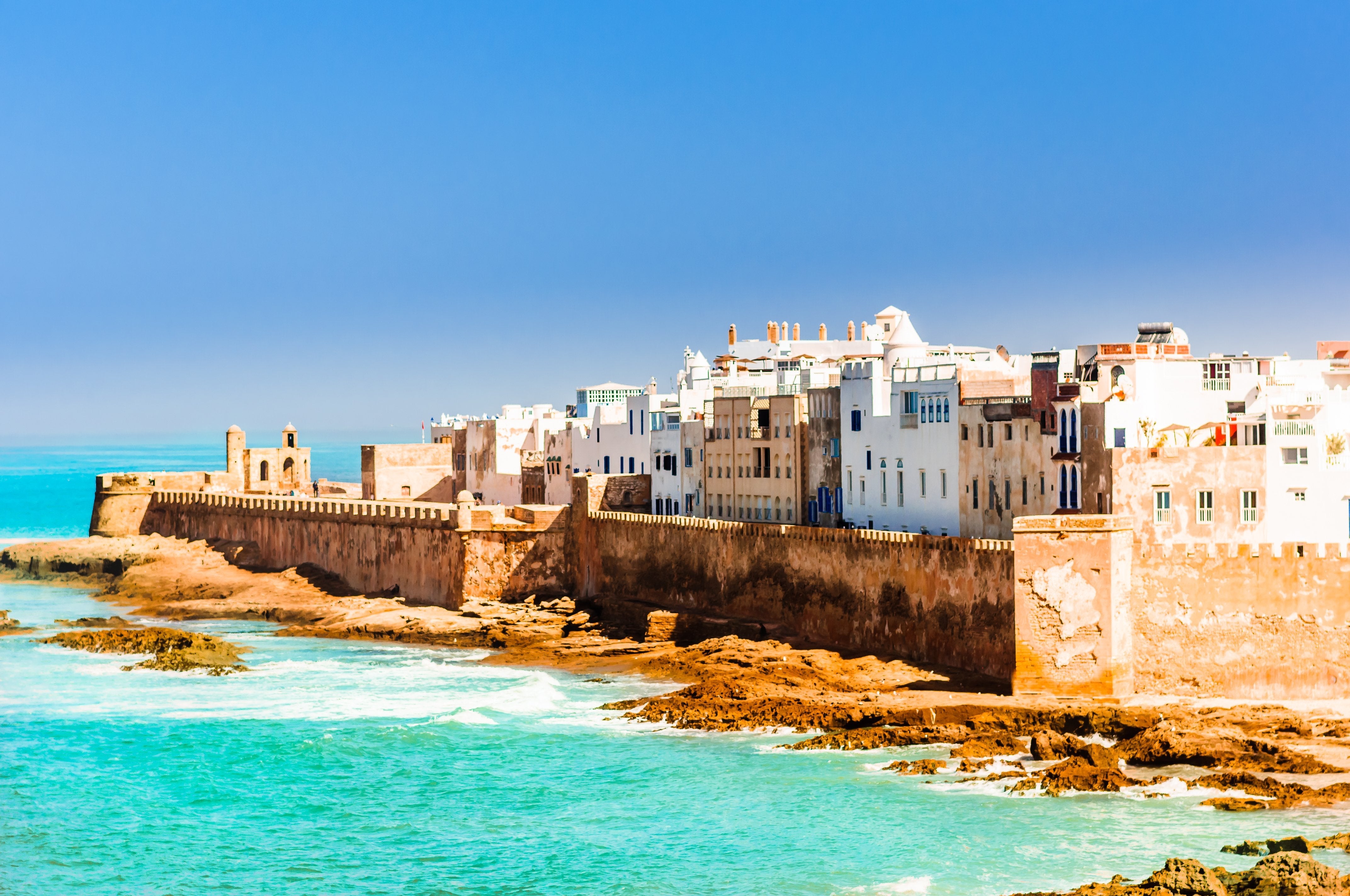 Top or Best Influencer Agency for Moroccan Brands – DolFinContentShop