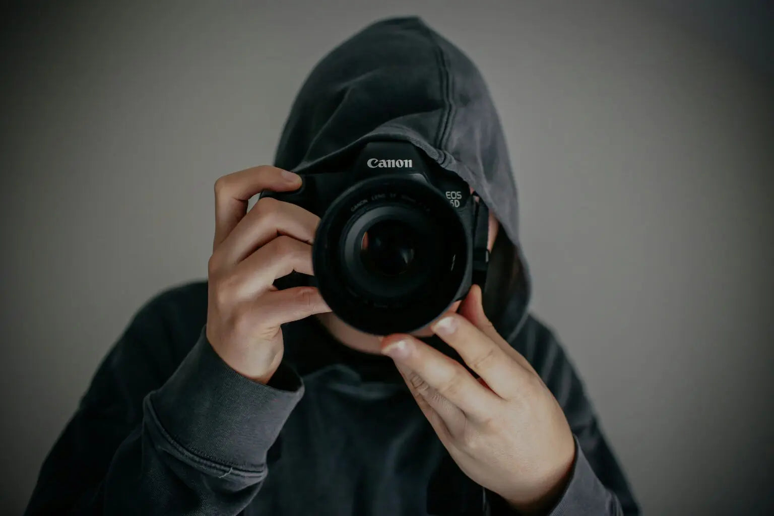 Talent Agency Scam Beware – DolFinContentShop